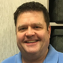 Diseñador Eric Hall - California Closets